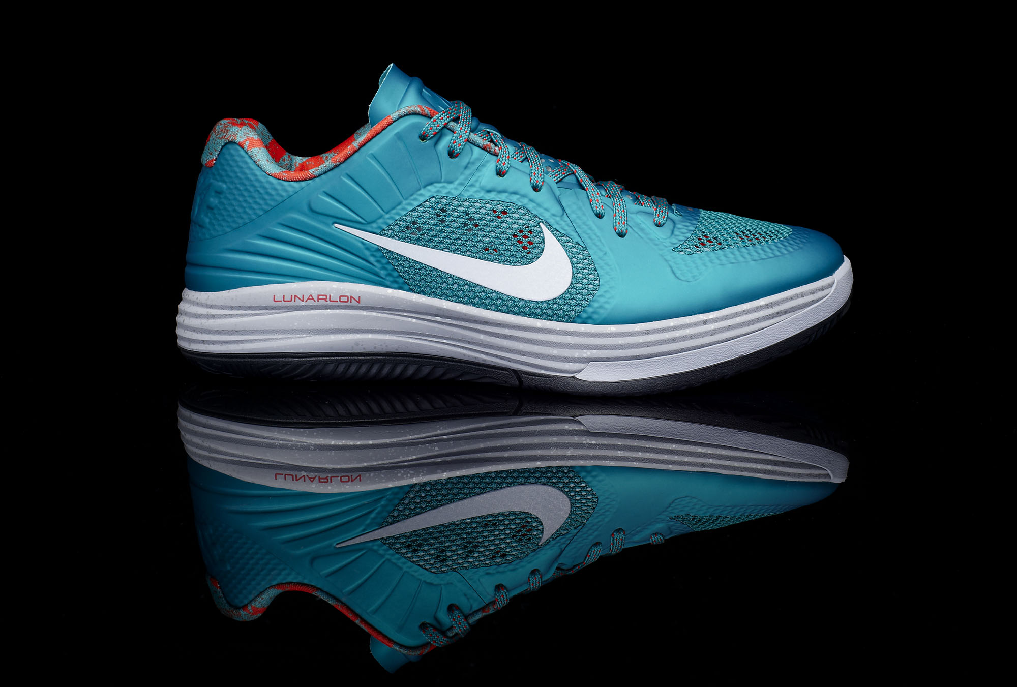 Shoes_Accs_Lunarlon – Mark Stein Photography